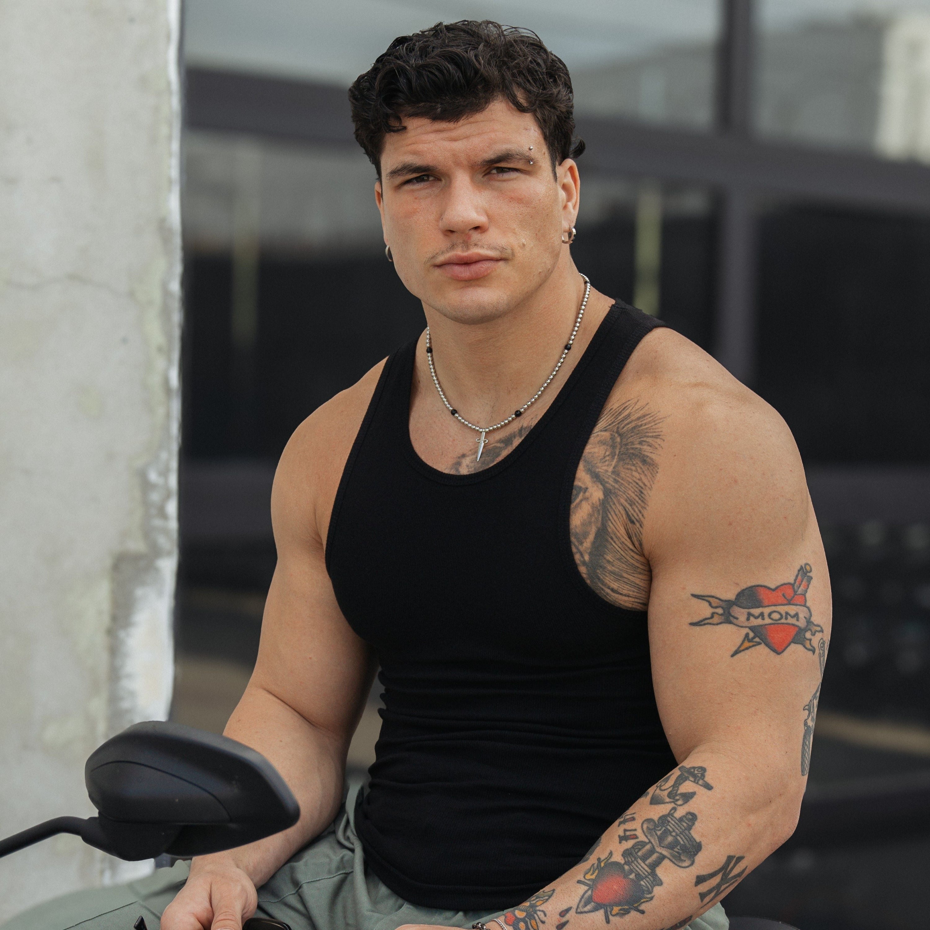 The Double Dagger Pendant - RG113